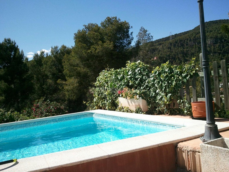 Increíble casa con piscina